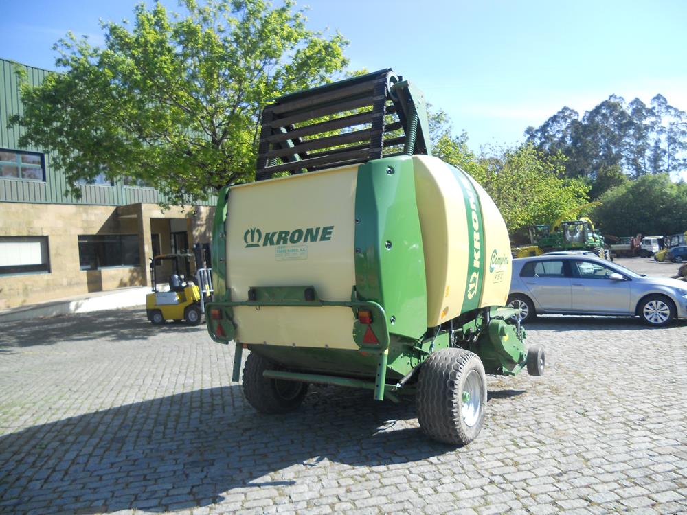 abolsamia - Enfardadeira KRONE COMPRIMA CV155 XC