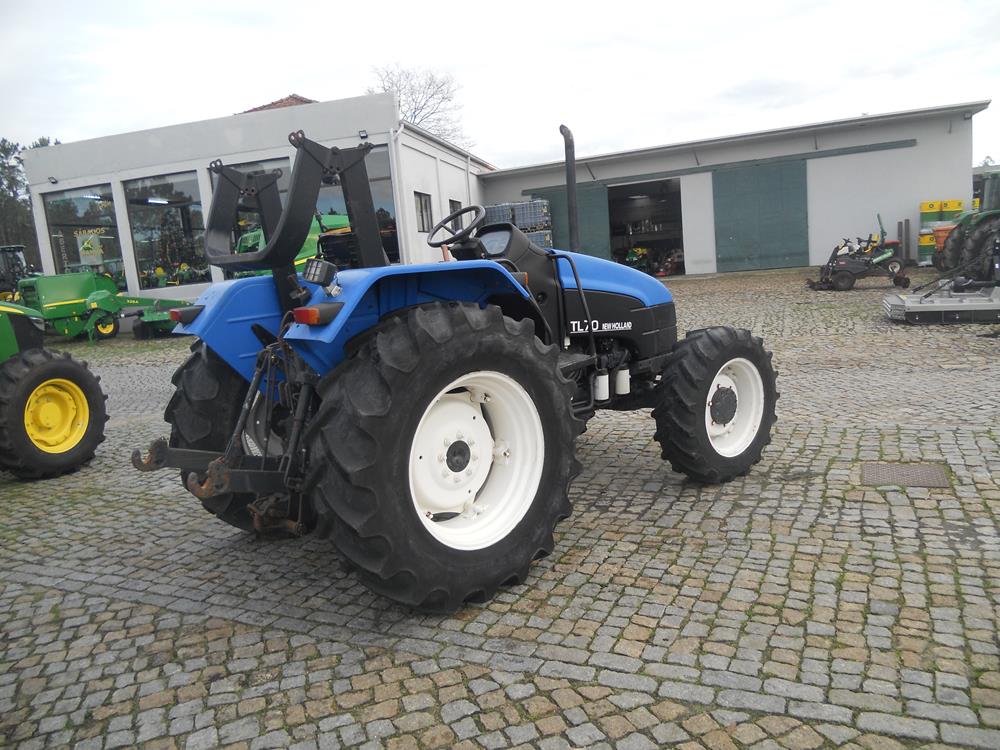 abolsamia - Trator convencional NEW HOLLAND TL70