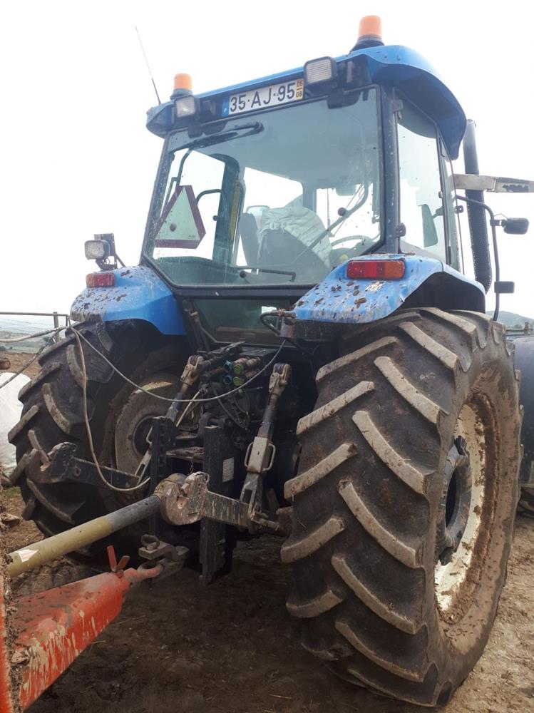 abolsamia - Trator convencional NEW HOLLAND TM120