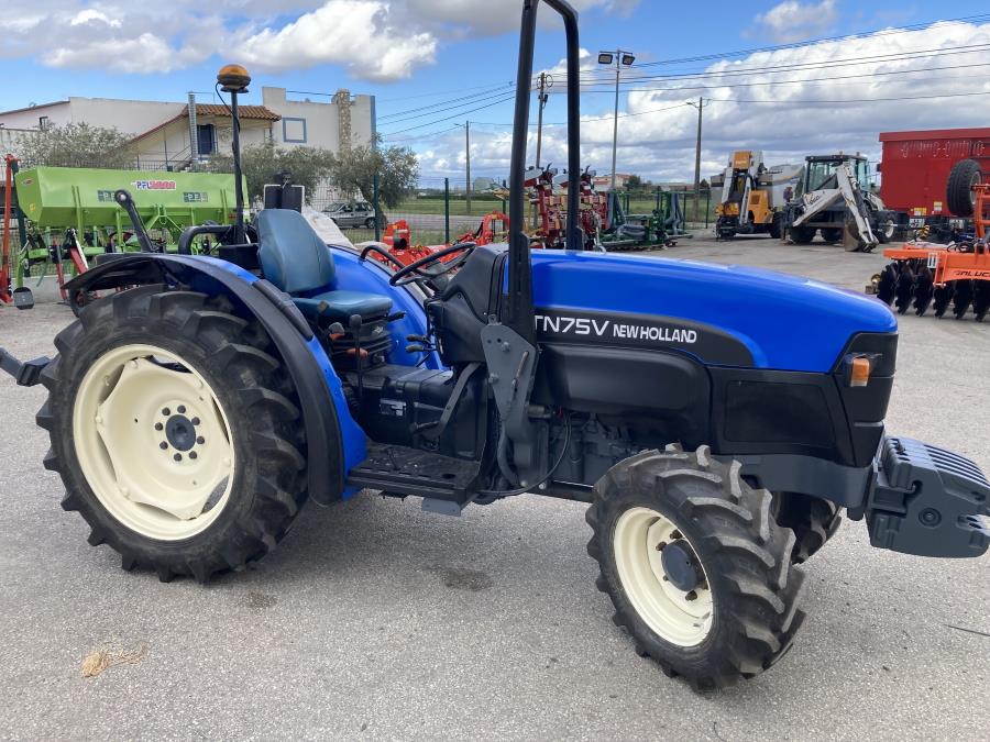 abolsamia - Trator convencional NEW HOLLAND TN75V